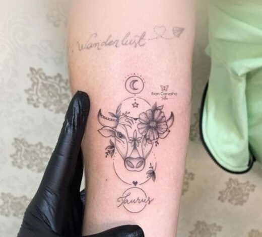 Tatouage signe astrologique taureau : 50 idées et inspirations