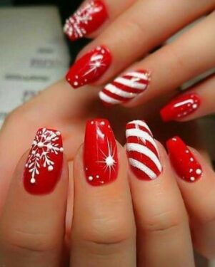 Nail art rouge : 50 photos et inspirations pour vos ongles | 2025