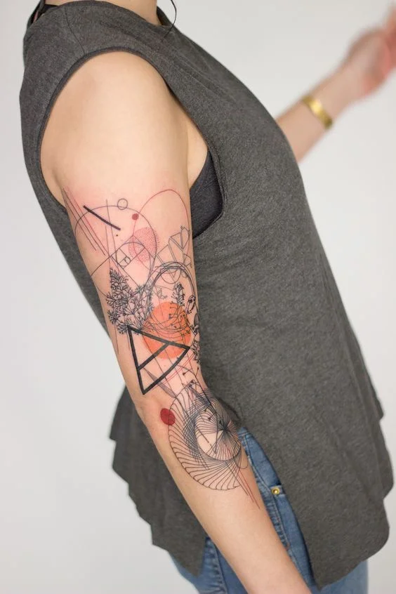 Tatouage style graphique : 100 photos et inspirations tendances