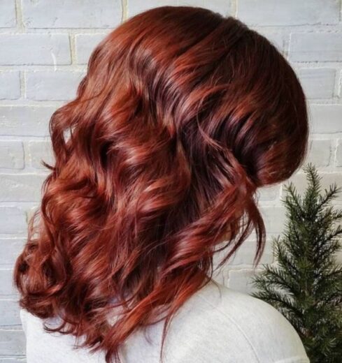 Coloration cheveux auburn : 50 idées pour l’adopter sans tarder