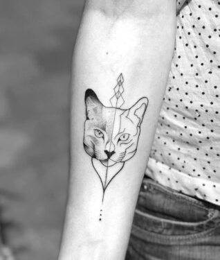 Tatouage chat : 80 inspirations pour un tattoo trop mignon